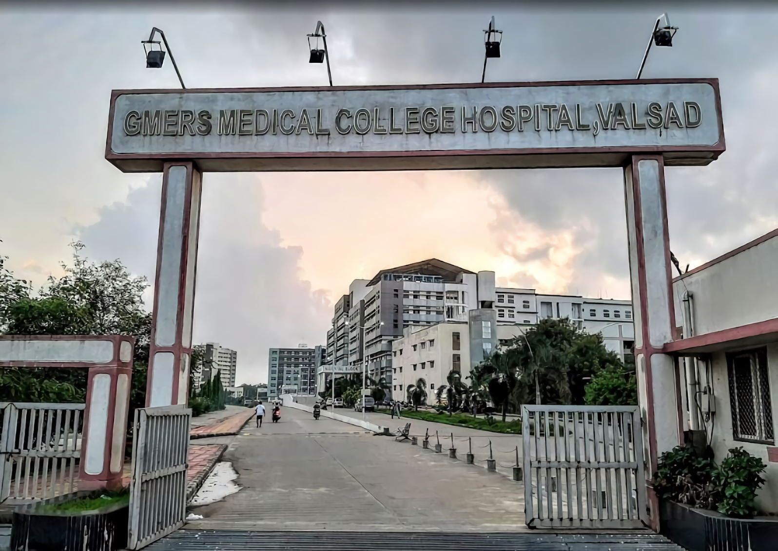 GMERS Medical College & Hospital Nanakwada, Valsad - Contact number ...